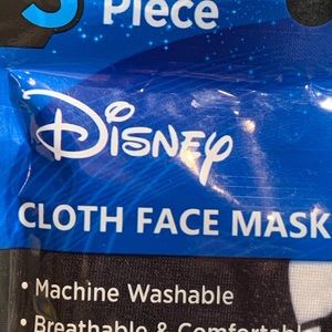 Disney | Accessories | Disneys Minnie Mouse Cloth Face Masks | Poshmark